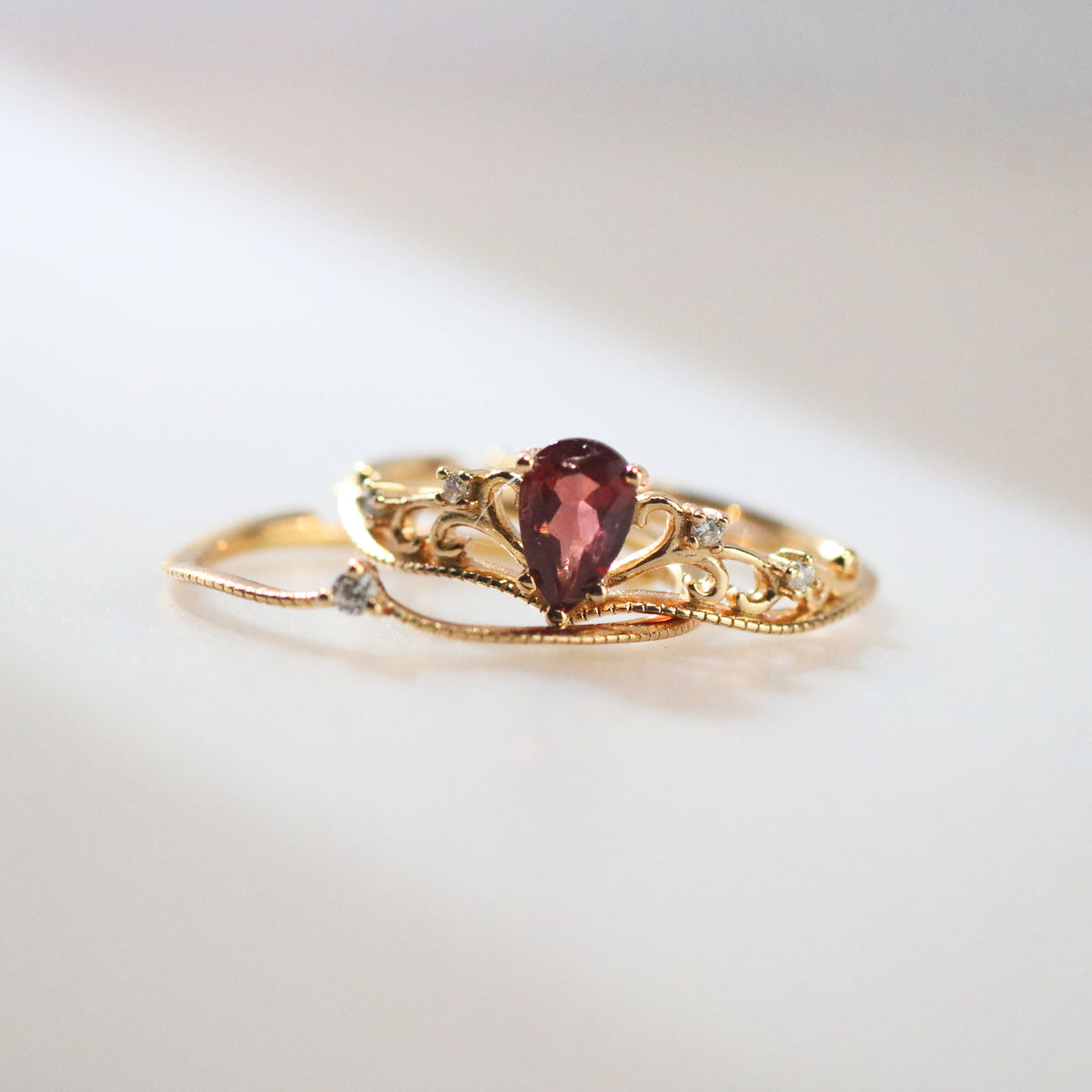 garnet tiara ring set